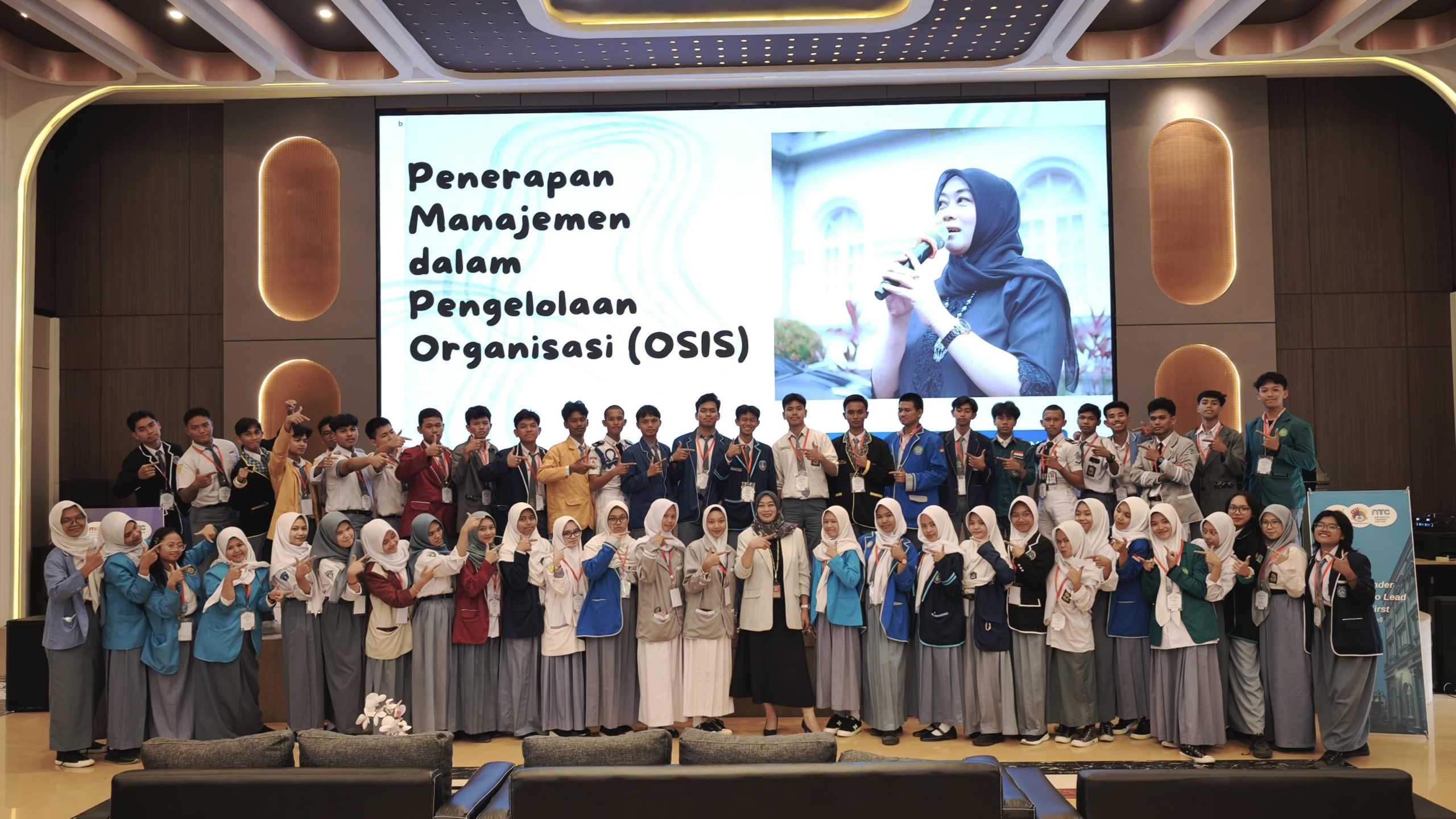 Universitas Mulia Dorong Generasi Muda Mengelola Organisasi Secara ...